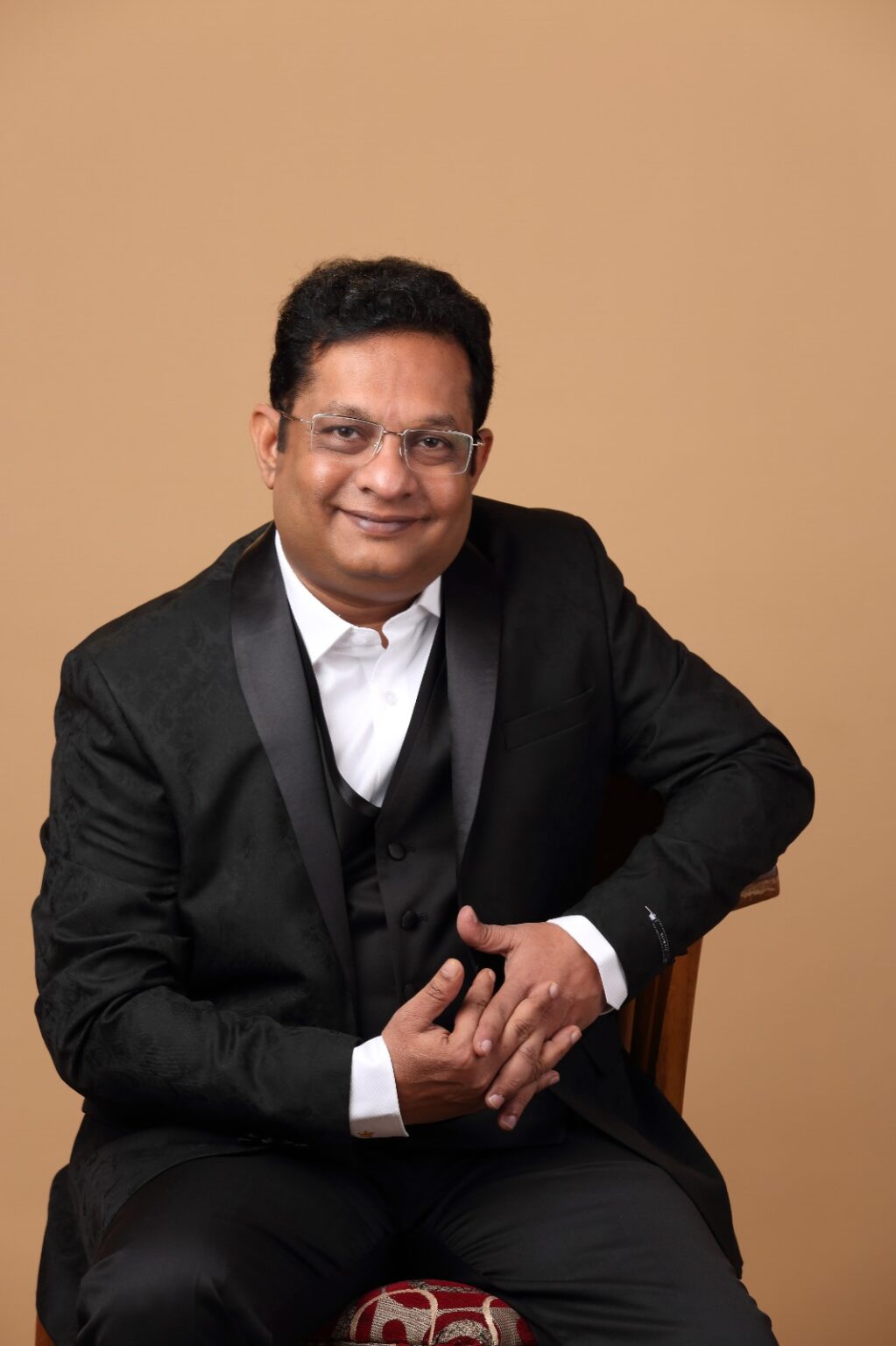 Universal Relocations President | Global Moving Services