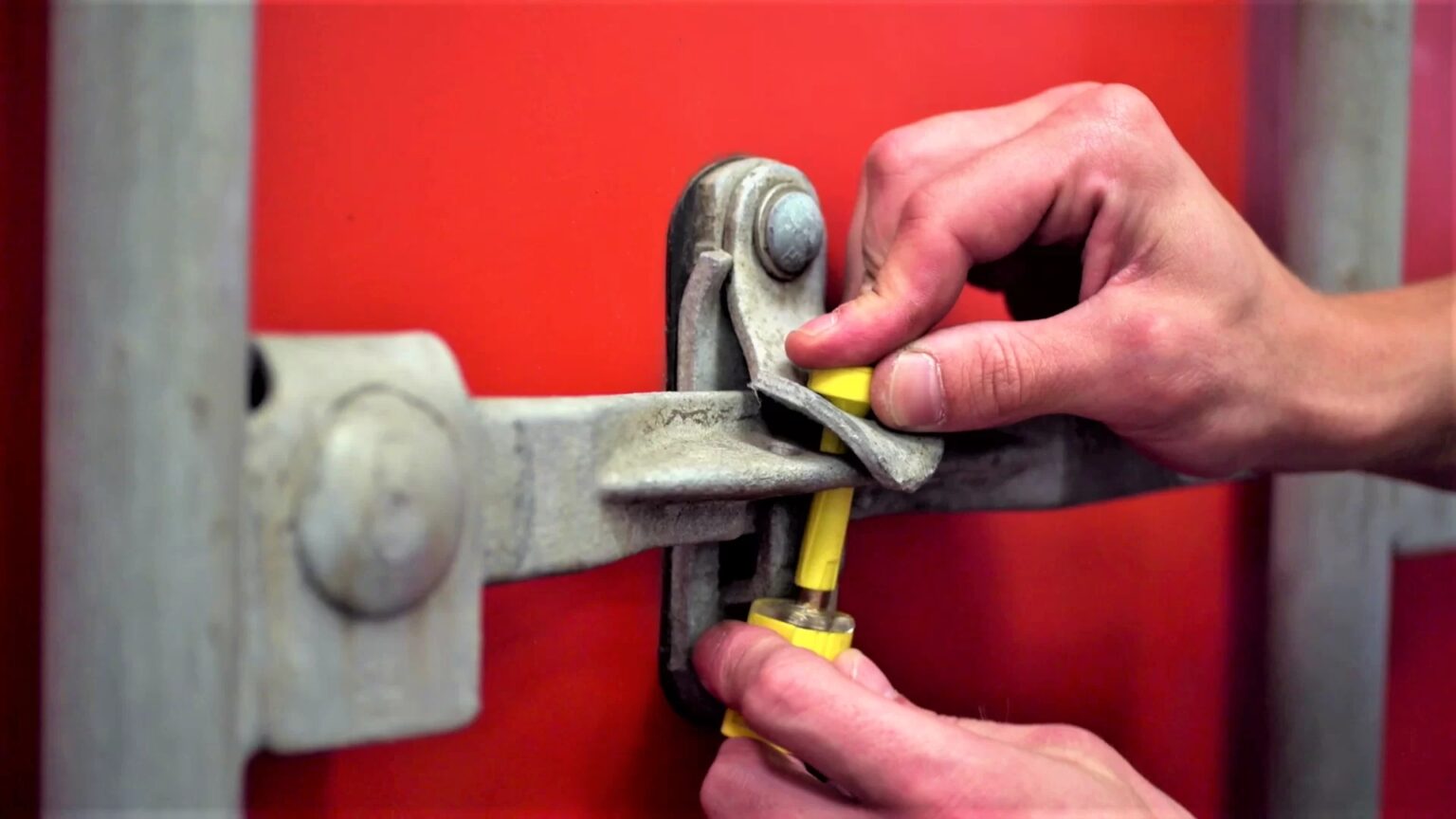 How to Seal a Shipping Container | Universal Relocations Guide