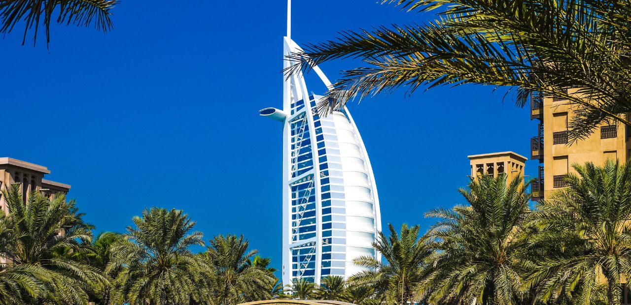 Save Money While Moving To Dubai - Universal Relocations